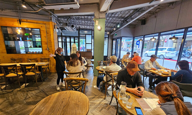 【新北美食】Antler Park 鹿角公園-土城員林街享受義式咖啡下午茶美味鬆餅 - 捲貓貪玩客